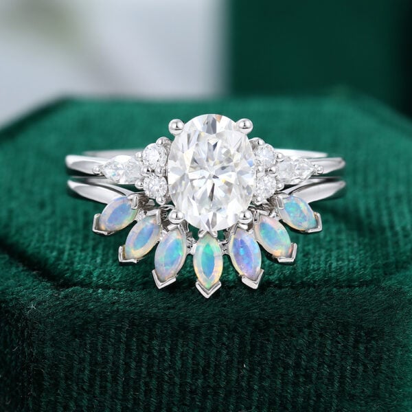 White Gold Oval Cut Moissanite Bridal Ring Set - MollyJewelryUS
