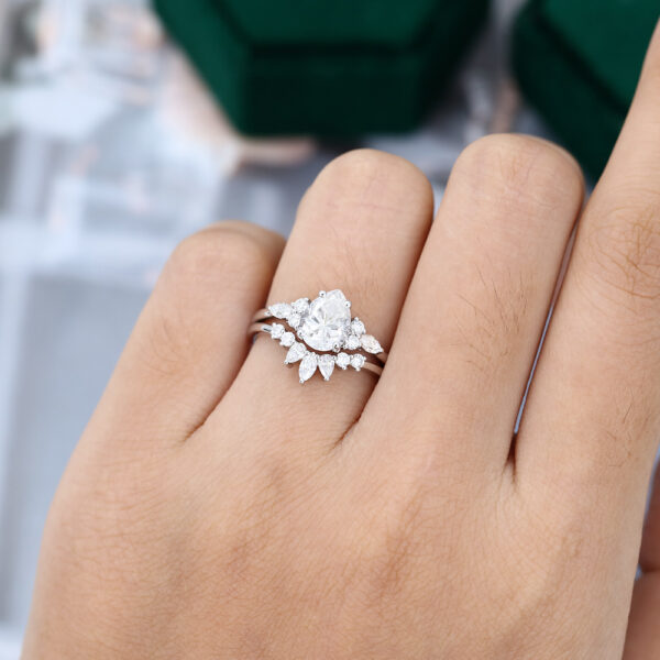 White Gold Pear shaped Moissanite Engagement ring Set - MollyJewelryUS
