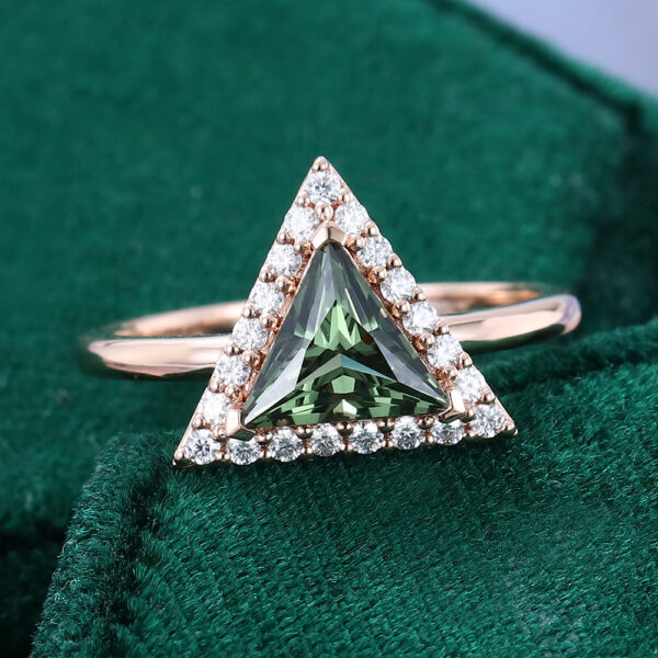 Green Gemstones: Most Popular Green Precious & Semi Precious Stones ...