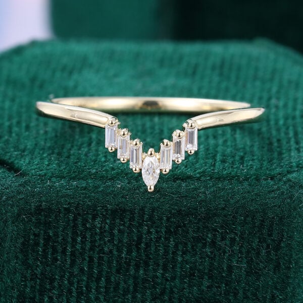 V Shaped Marquise and Baguette Cut Moissanite Curved Wedding Band ...